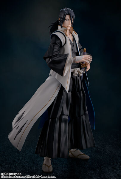 BLEACH - Byakuya Kuchiki SH Figuarts Figure (Thousand-Year Blood War ...
