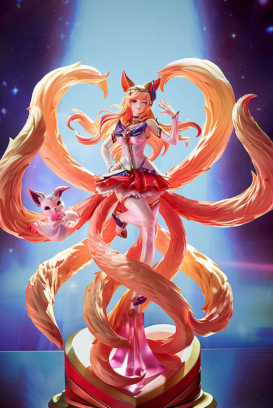 League of Legends - Star Guardian Ahri 1/7 Scale Figure | Crunchyroll store