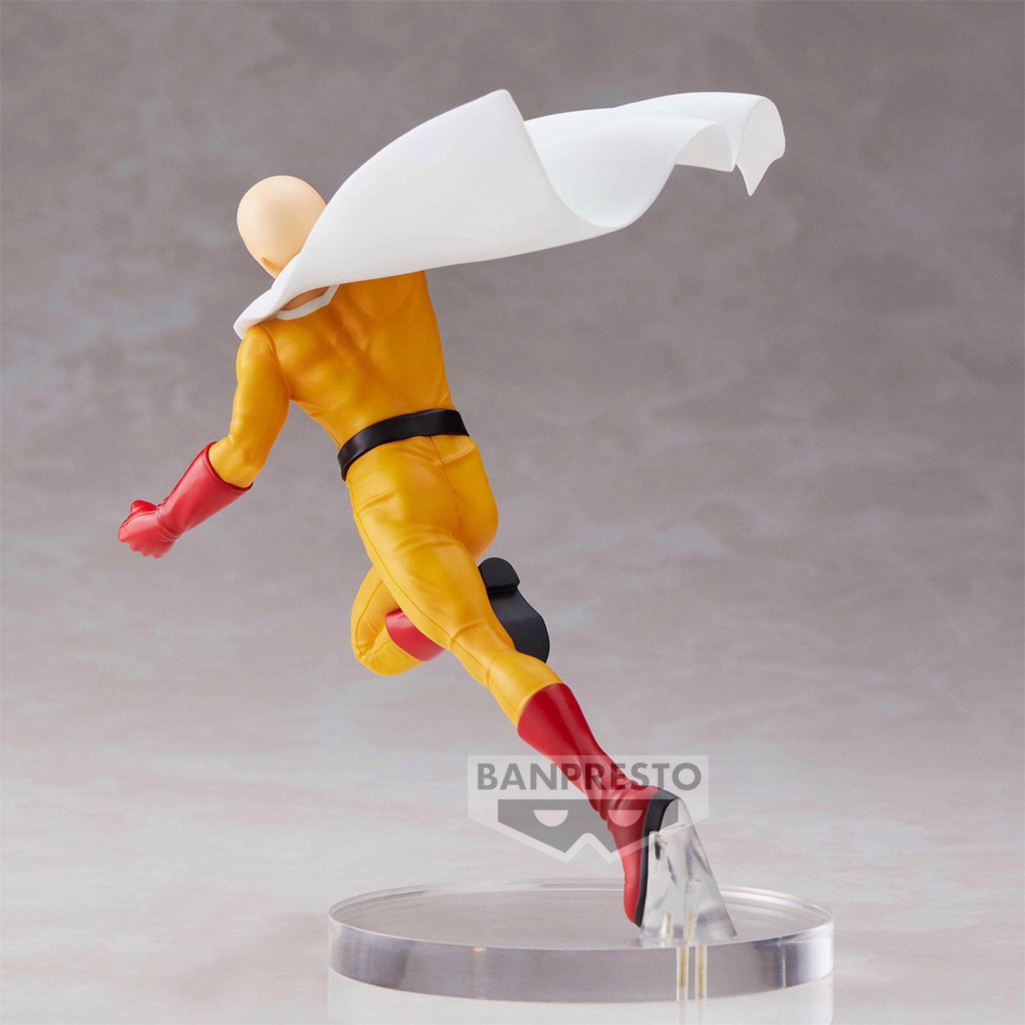 One Punch Man - Saitama Figure | Crunchyroll store