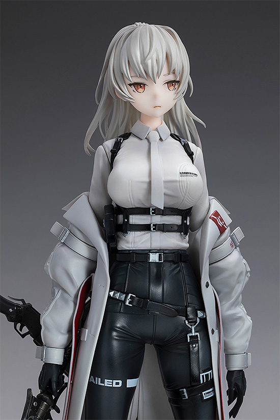 A-Z - [F01] 1/7 Scale Figure | Crunchyroll Store