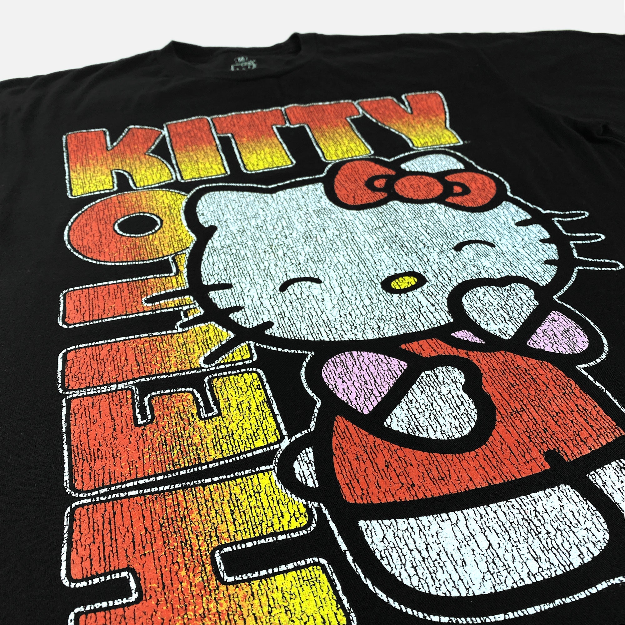 Sanrio - Hello Kitty Giggles T-Shirt - Crunchyroll Exclusive ...