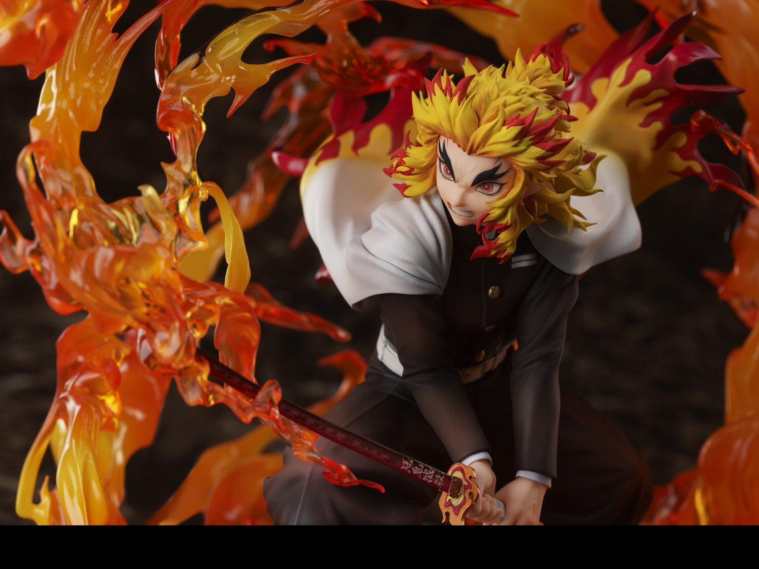 Demon Slayer - Kyojuro Rengoku Figure Flame Breathing Esoteric Art ...