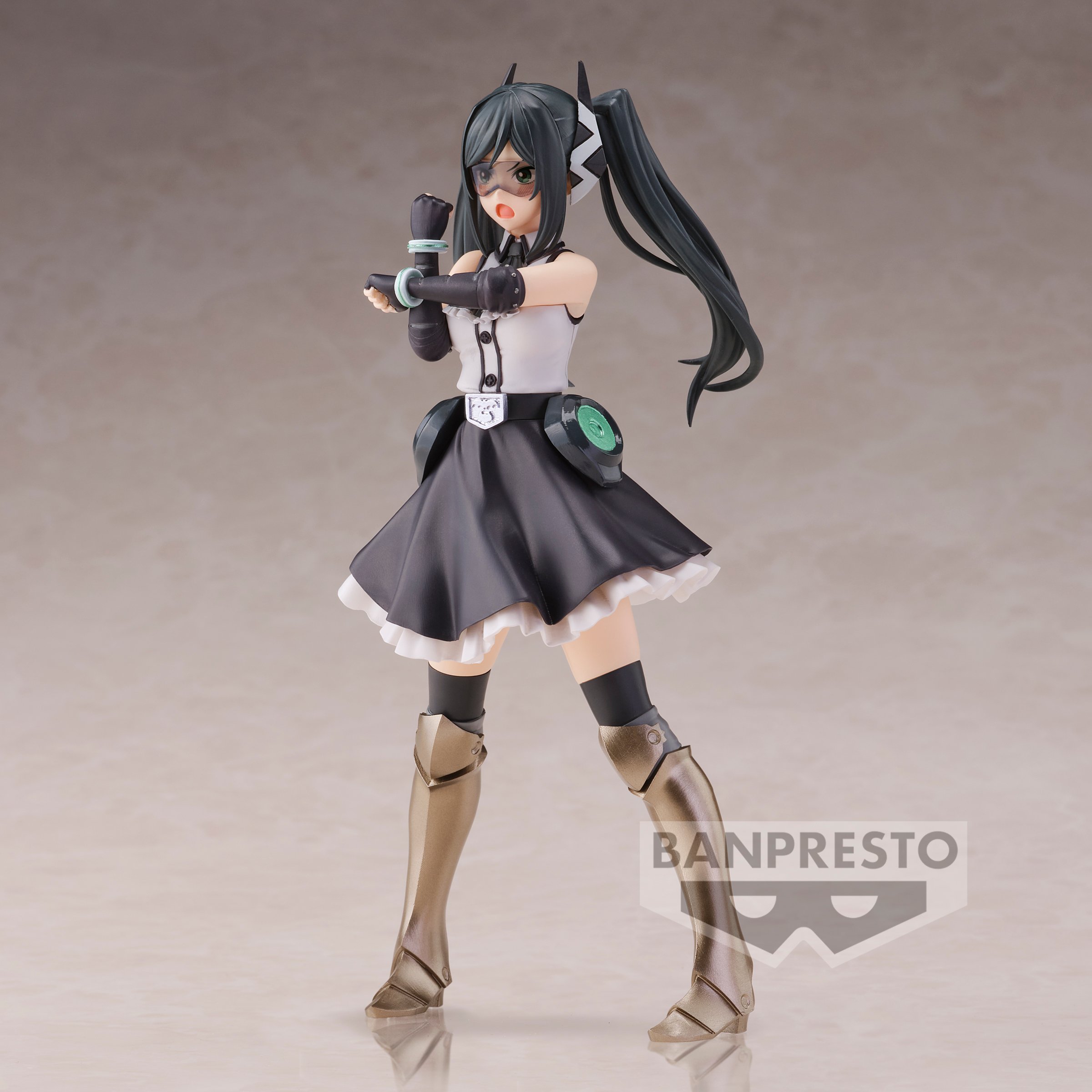 SHY - Lady Black Prize Figure | Crunchyroll Store