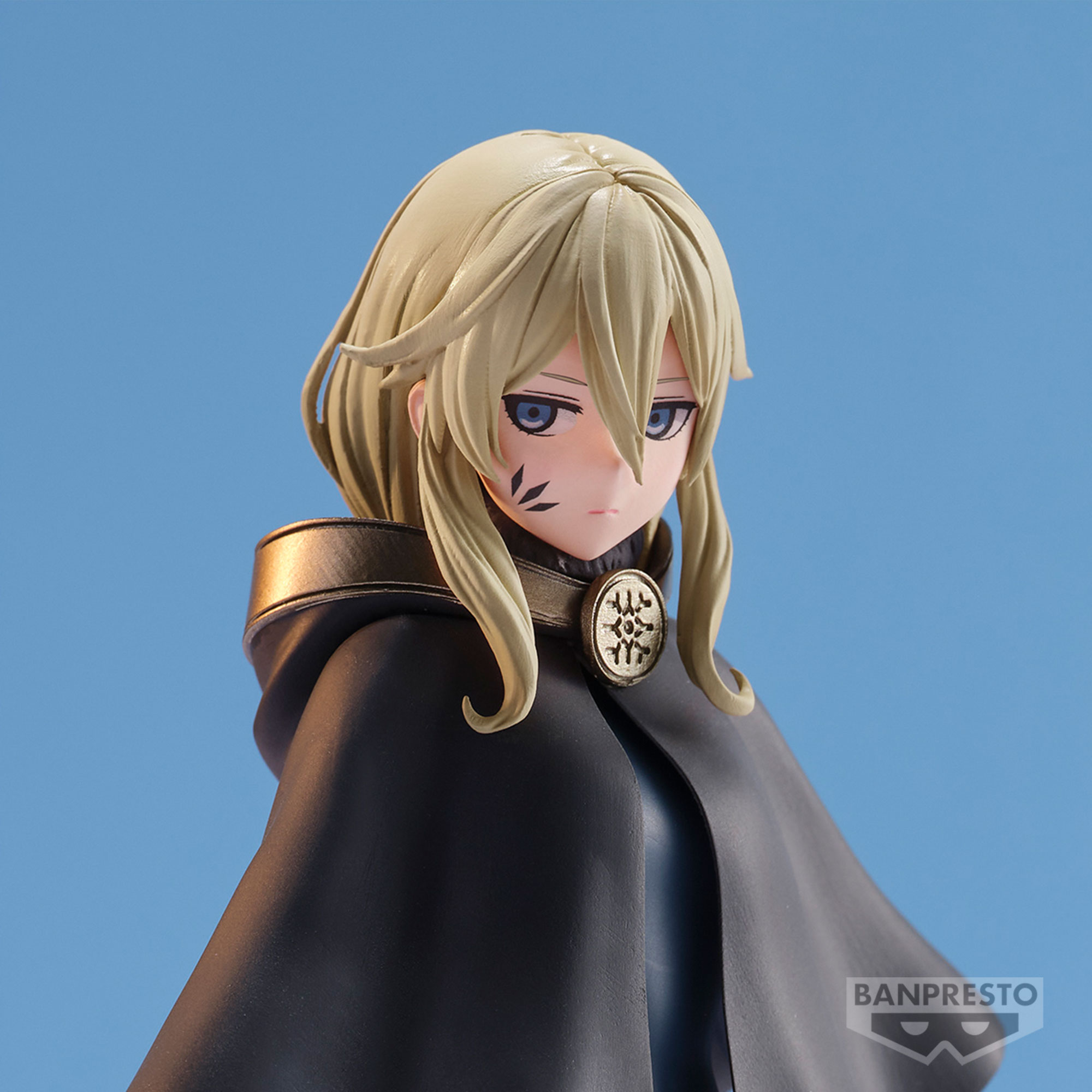 SHY - Tzveta Prize Figure | Crunchyroll Store