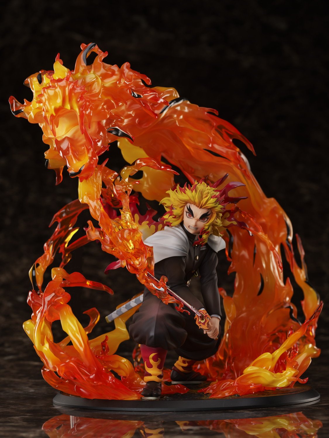 Demon Slayer - Kyojuro Rengoku Figure Flame Breathing Esoteric Art ...